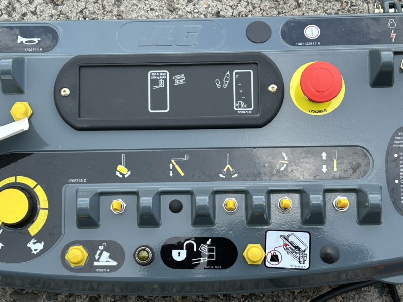 KB-2204 JLG 1250AJP upper control box - Kelders Boxmeer