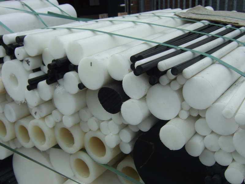 KBP-10640 Pom / Teflon / Nylon rond massief - Kelders Boxmeer