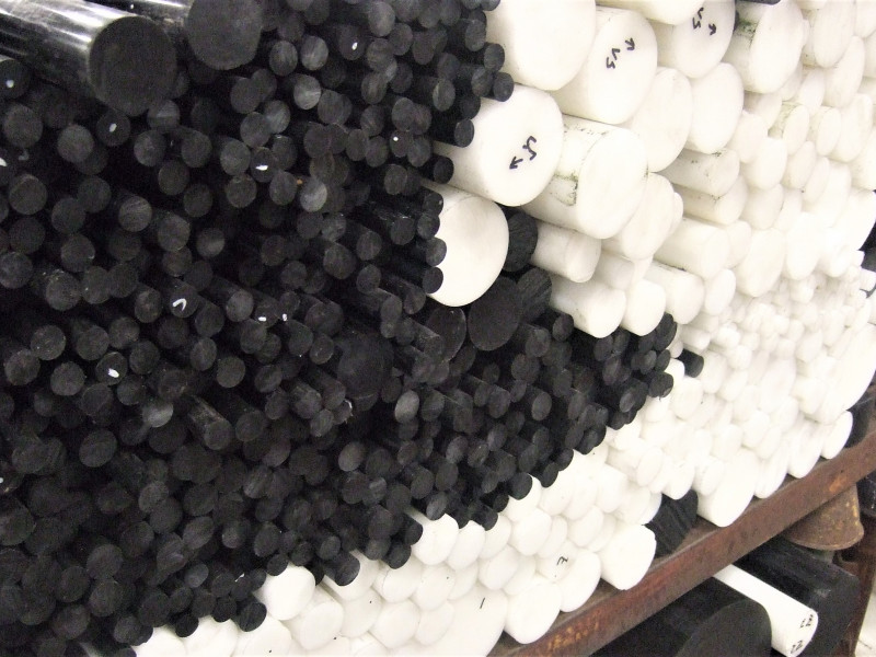 KBP-10640 Pom / Teflon / Nylon rond massief - Kelders Boxmeer